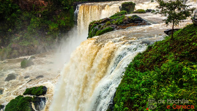 Compras no Paraguai? Que nada, conheça os Saltos del Monday!